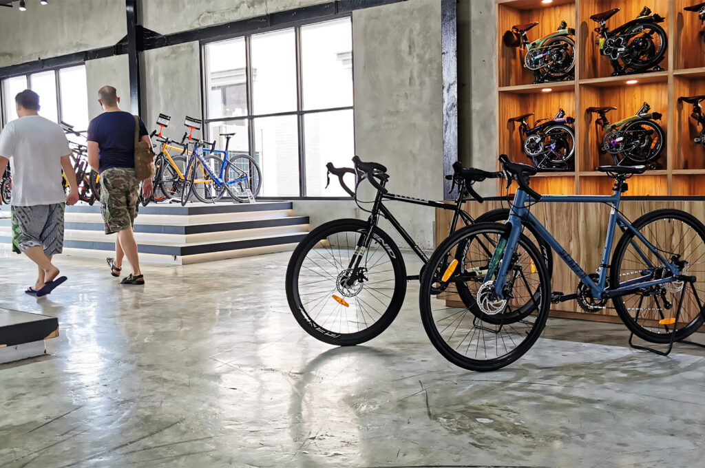 Kuasai Pasar Entry-Level, Genio Bike Rilis 4 Varian Sepeda Gravel ...